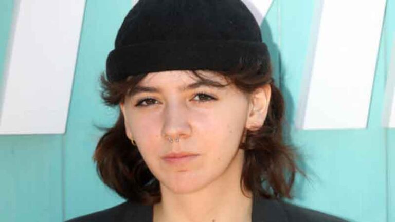 Ariete chi è, età, vero nome, dove e quando è nata, fidanzata ...