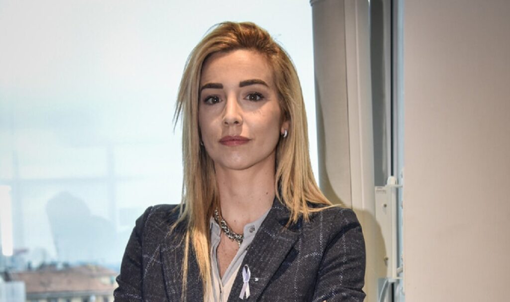 Chi è Silvia Salis, moglie di Fausto Brizzi: età, carriera, come si ...